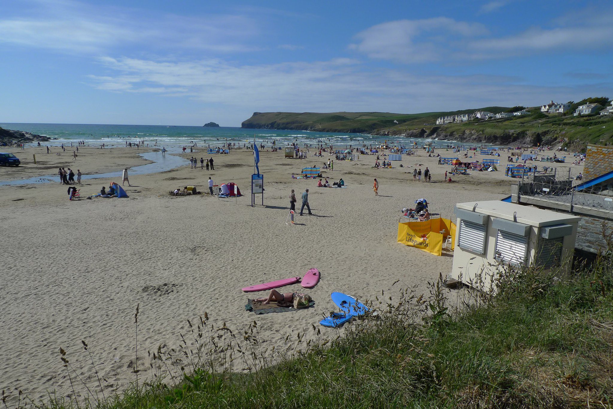Visit Polzeath with Kids | Travel Guide to Polzeath | Kids to Cornwall